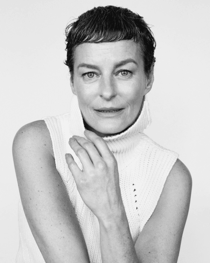 38 Sassy Hairstyles For Older Women For Confidence