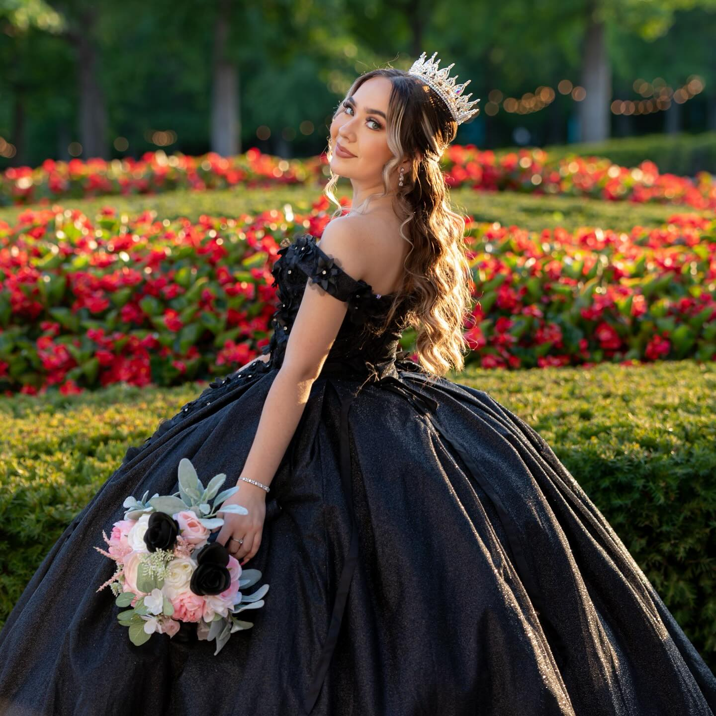 36 XV Hairstyles To Shine On Your Special Day