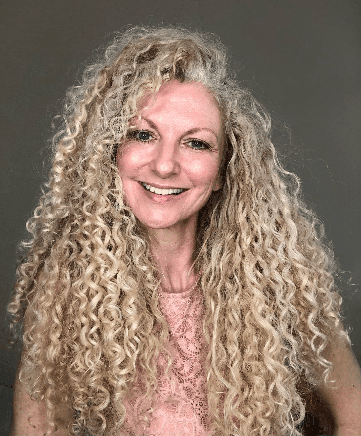 30 Bouncy Hairstyle Inspirations Adding Volume And Movement