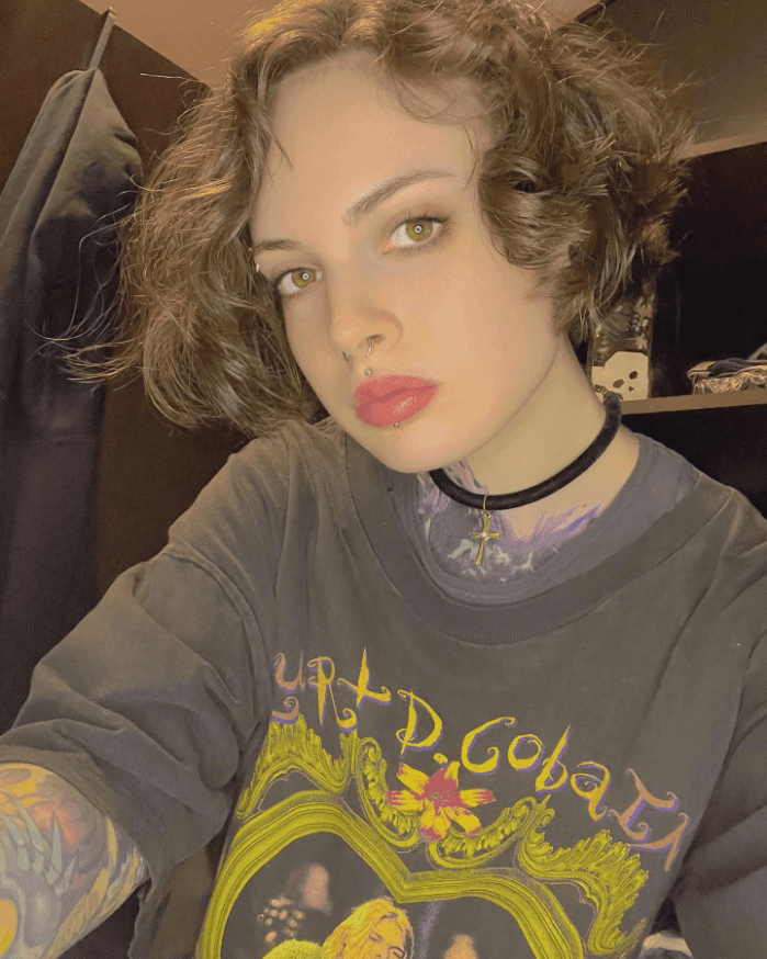 30 Iconic 90s Grunge Haircuts To Revive Your Look