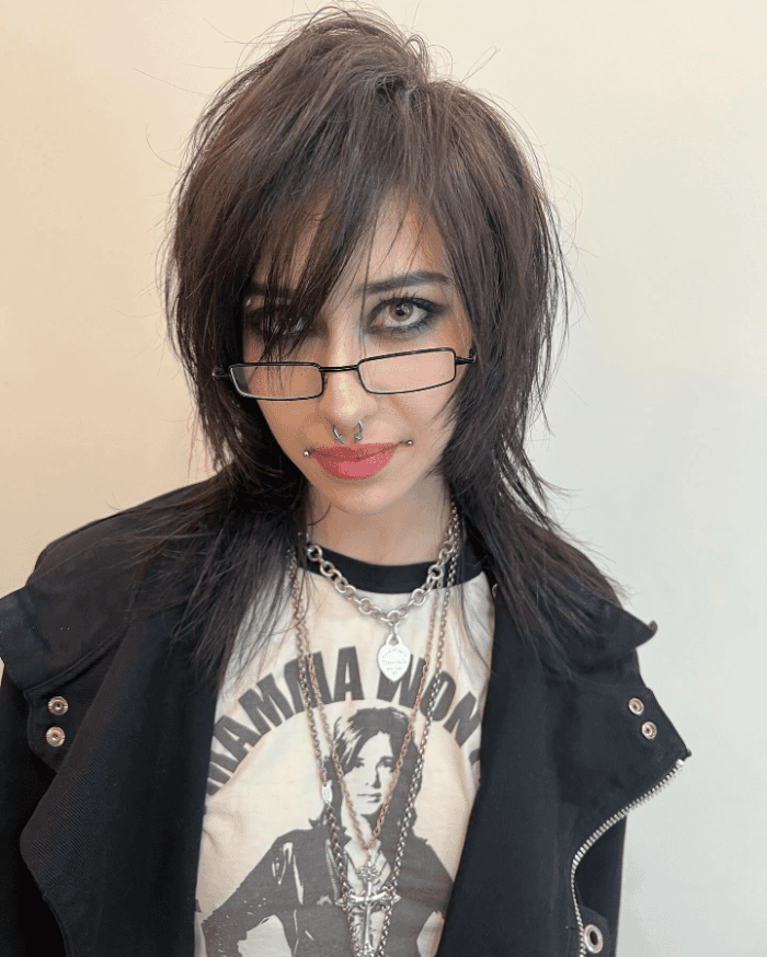 30 Iconic 90s Grunge Haircuts To Revive Your Look