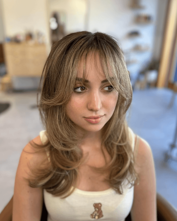34 Butterfly Haircuts To Transform Your Look
