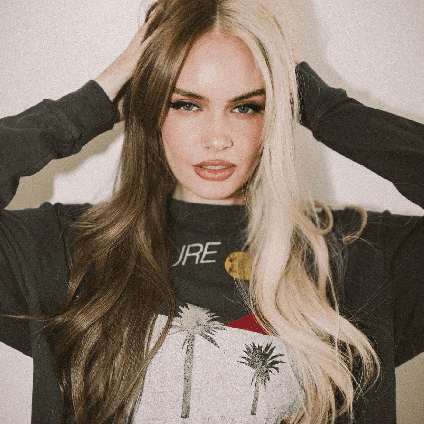 20 Bold Half Blonde, Half Brown Hair Ideas