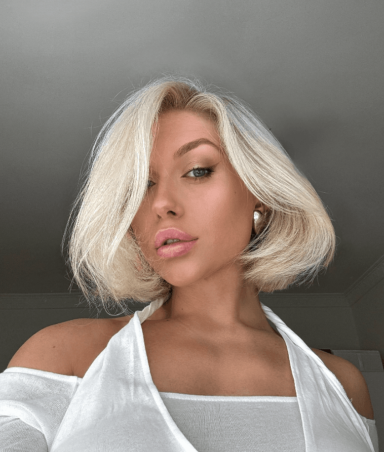 30 Short Bob Hairstyles For Sleek, Straight Hair