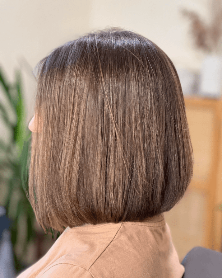 30 Short Bob Hairstyles For Sleek, Straight Hair