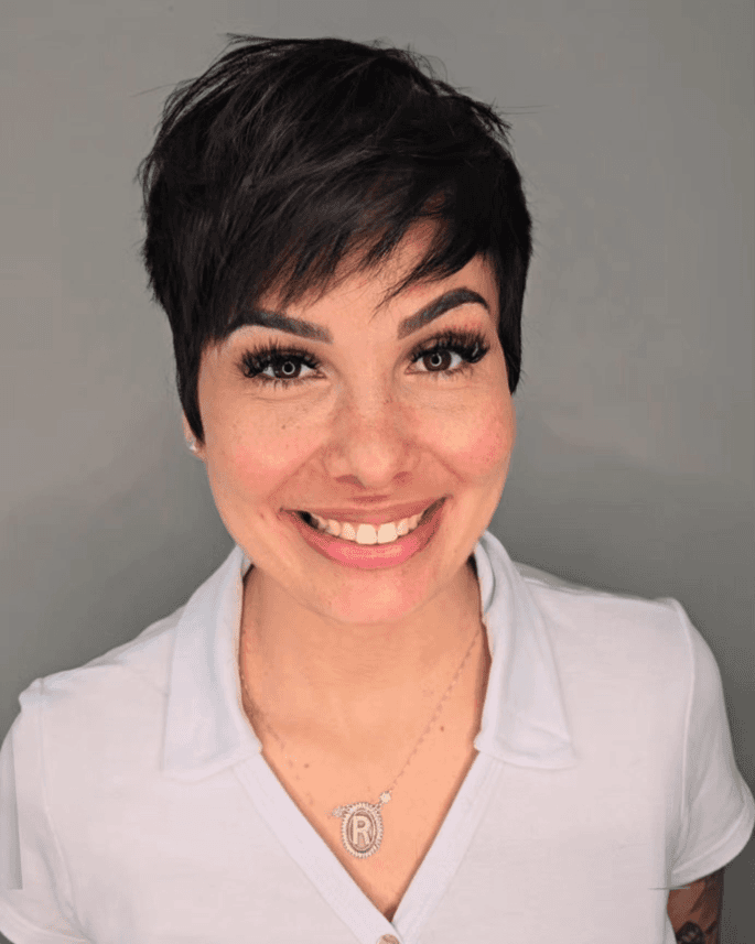 26 Pixie Haircuts For Round Faces - Inspiring Hairstyles