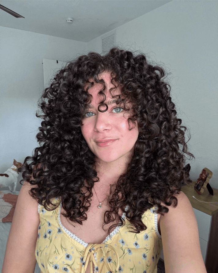 28 Curly Hairstyles For Medium Hair - Inspiring Hairstyles