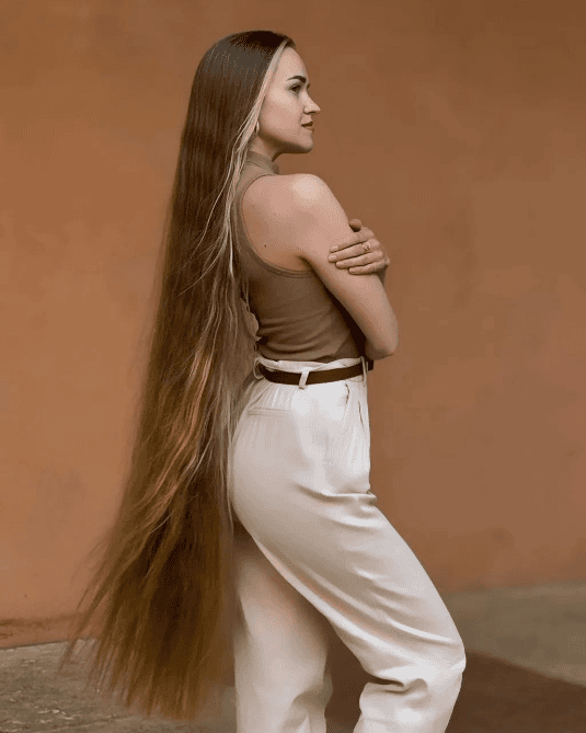 20 Easy Hairstyles For Long Hair: Quick And Chic