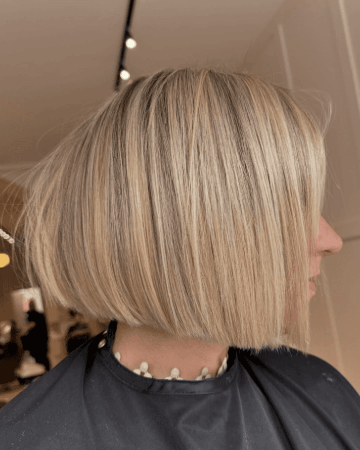 30 Short Bob Hairstyles For Sleek, Straight Hair