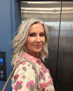 21 Long Gray Hairstyles For Women Over 50