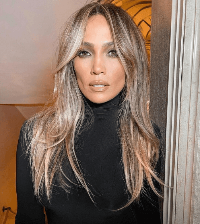 25 Gorgeous Latte Hair Color For A Warm Look