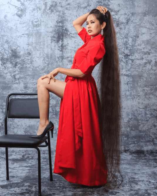 30 Super Long Hair Ideas To Inspire You