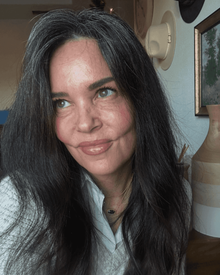 15 Gorgeous Dark Hair Ideas For Women Over 60