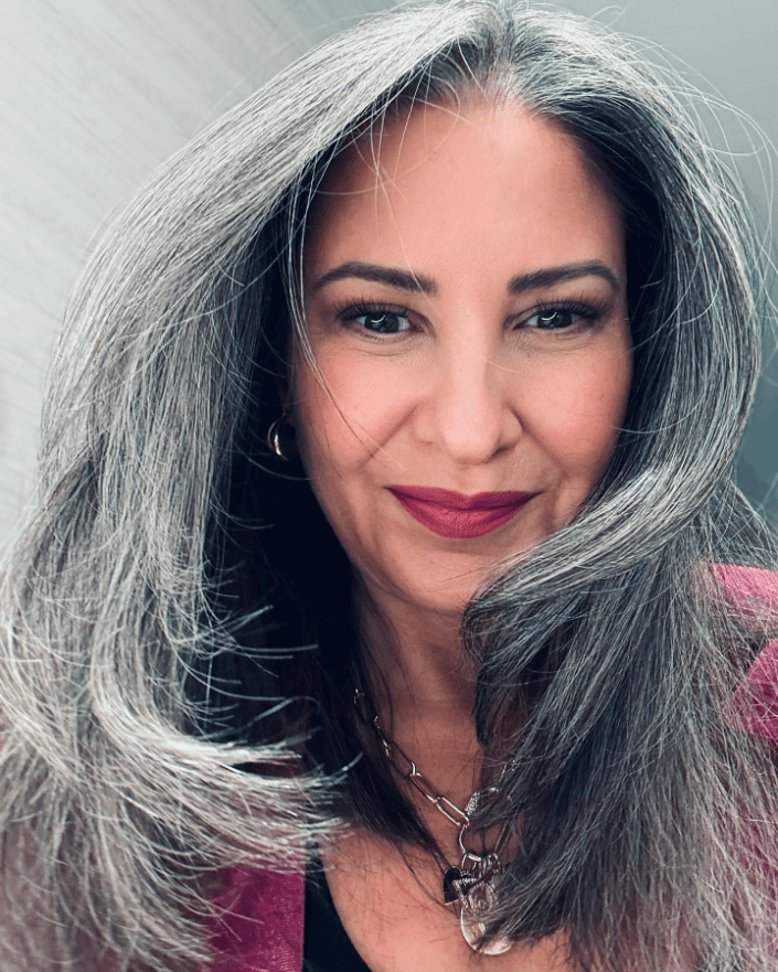15 Beautiful Lowlights For Gray Hair To Add Depth And Shine