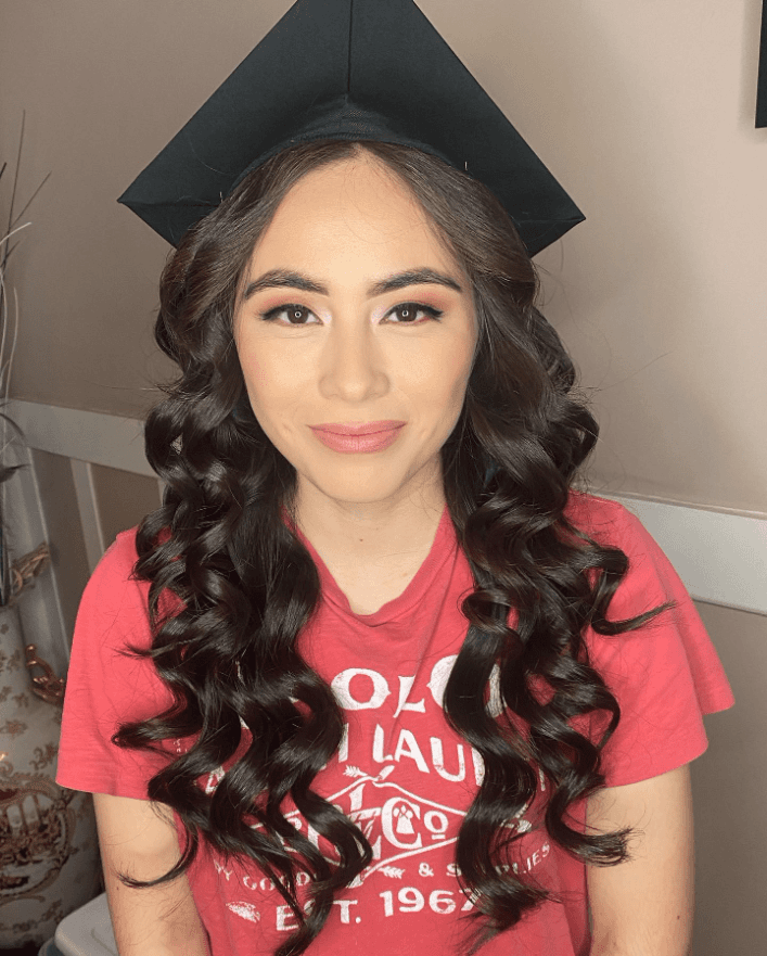 16 Graduation Hairstyles For 2025 That Steal The Spotlight
