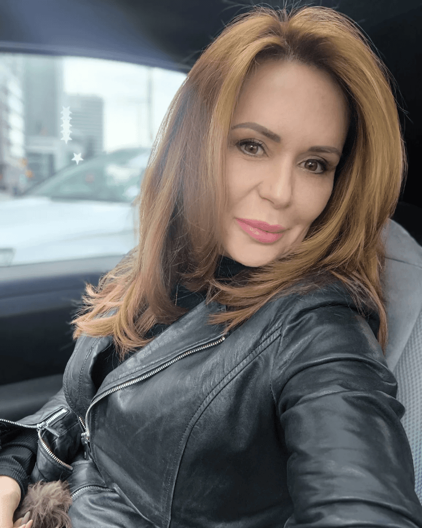 18 Smart Haircuts For Thin Straight Hair To Add Fullness