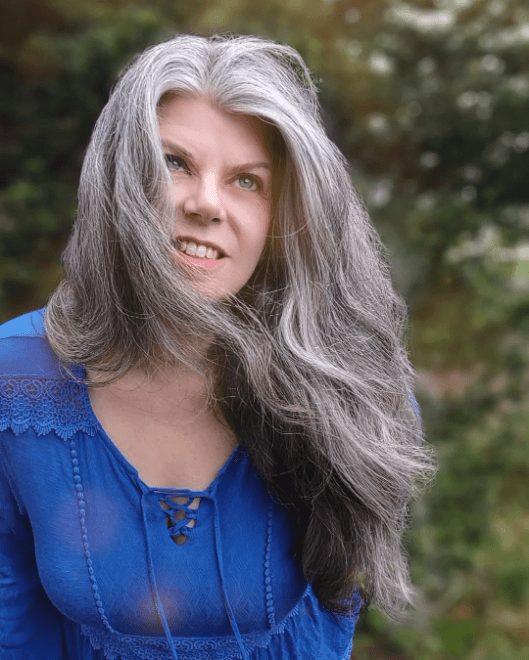 Long Gray Hair: 15 Ways To Embrace Your Silver Strands